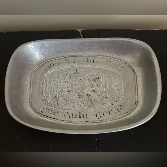 Wilton Armetale | Dining | Vintage Wrp Wilton Armedale Give Us Thid Day ...